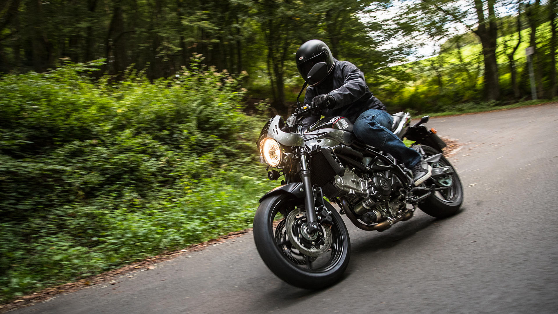 Suzuki SV 650 X 2018 Fotoğraf Galerisi